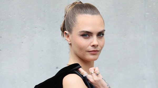 Cara Delevingne parla per la prima volta di Taylor Swift e Travis Kelce ... Cara Delevingne parla per la prima volta di Taylor Swift e Travis Kelce ...